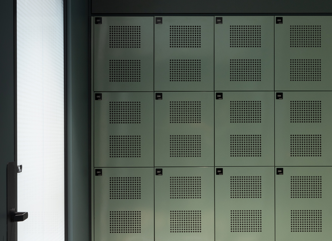 Sound absorption qualities of xLocker2 system | Planex